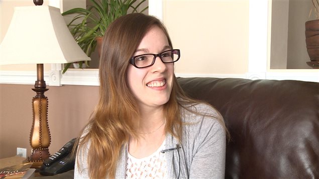 En fauteuil roulant, une étudiante peine à se trouver un emploi sur la ...