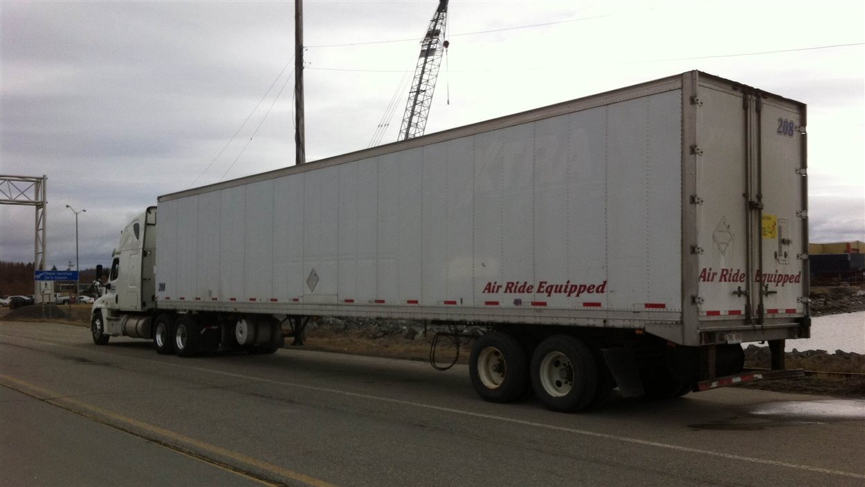 Cargaison de crabe des neiges interceptée à Matane | Radio-Canada