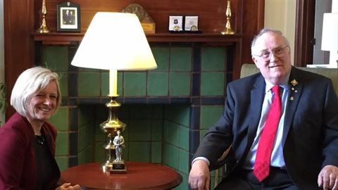 Rachel Notley rencontre le lieutenant-gouverneur de l'Alberta | Radio ...