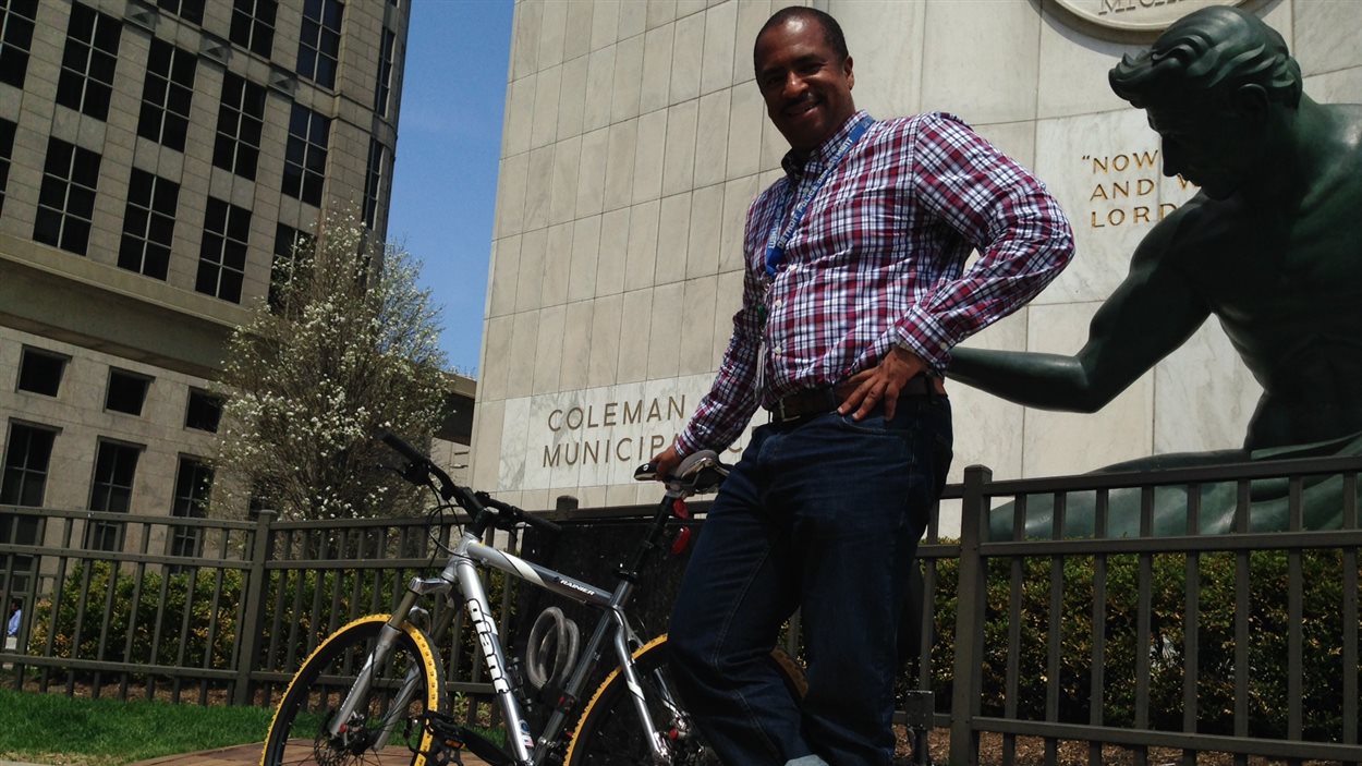 Le vélo, nouveau moteur de Détroit | Radio-Canada