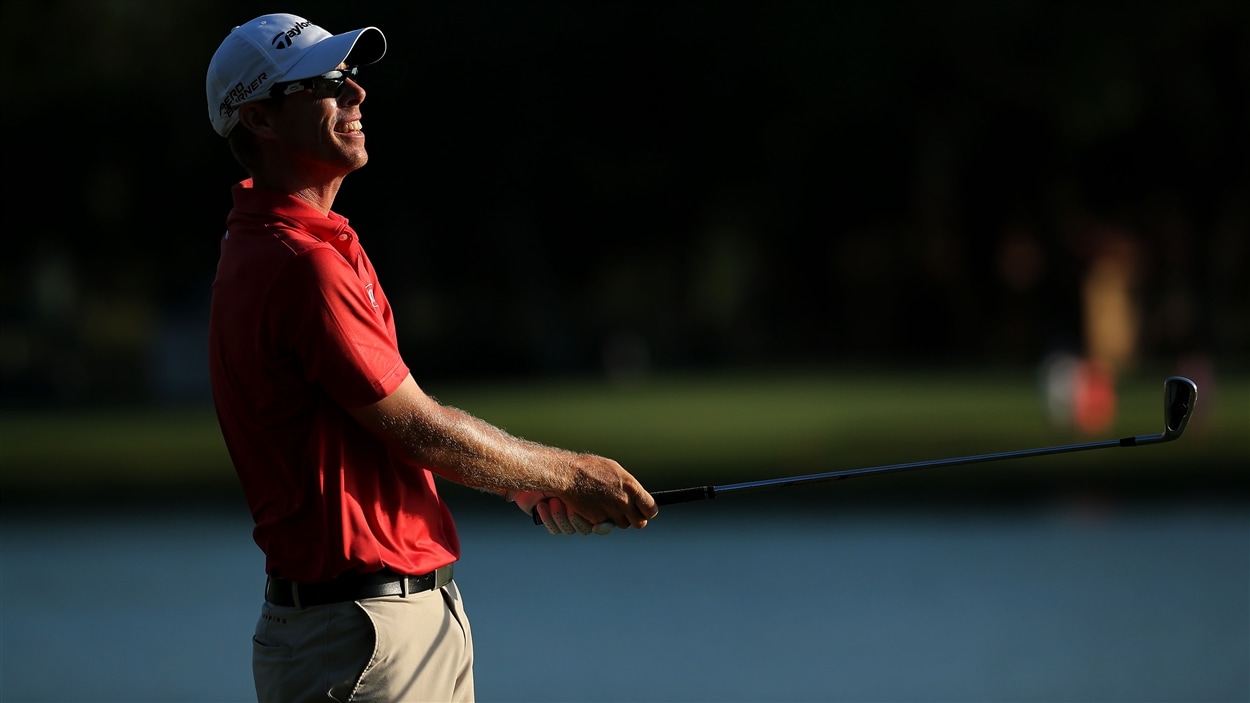 Hearn lorgne le titre à l'Omnium canadien | Radio-Canada