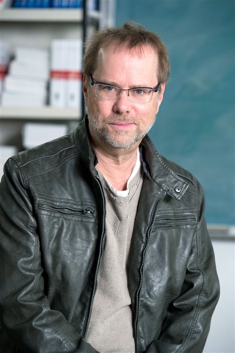 Denis Bouchard, nouveau professeur de 30 vies cet automne | Radio-Canada