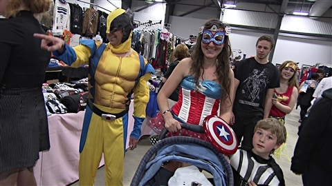 Le Comiccon d'Ottawa 2015 attire près de 40 000 visiteurs | Radio-Canada
