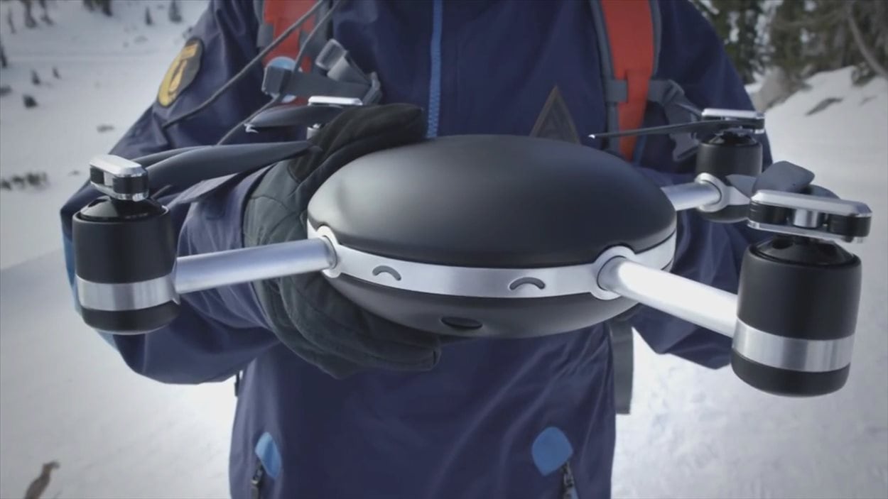 Techno : La pomme...verte et un drone qui nous suit partout | Radio-Canada