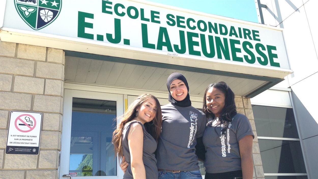L'école E.J. Lajeunesse célèbre ses 25 ans | Radio-Canada