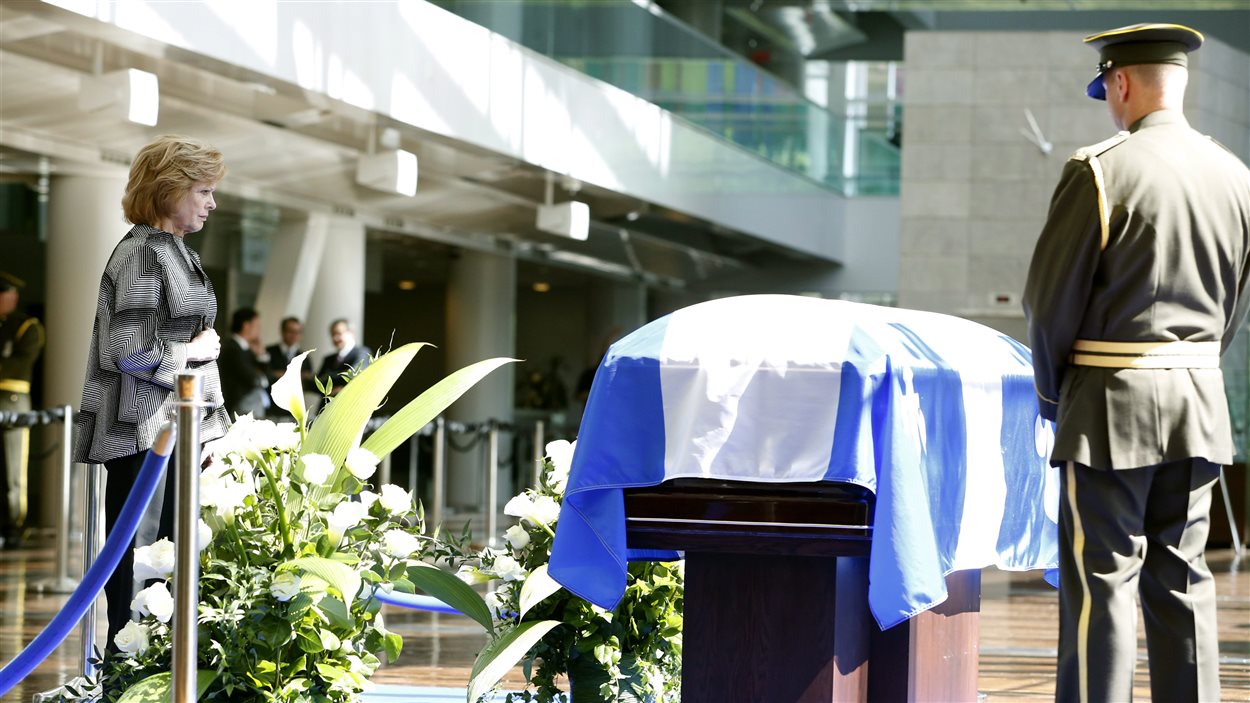 De nombreux hommages à Jacques Parizeau | Radio-Canada