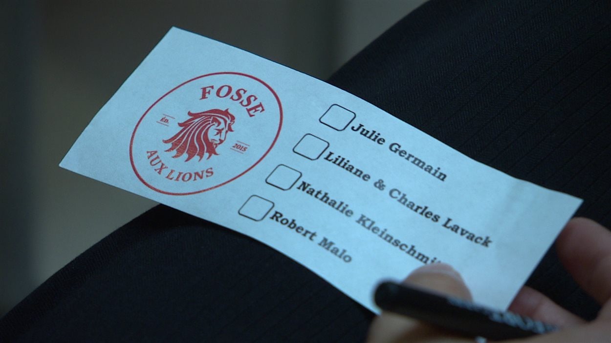 Julie Germain remporte la Fosse aux lions 2015 | Radio-Canada