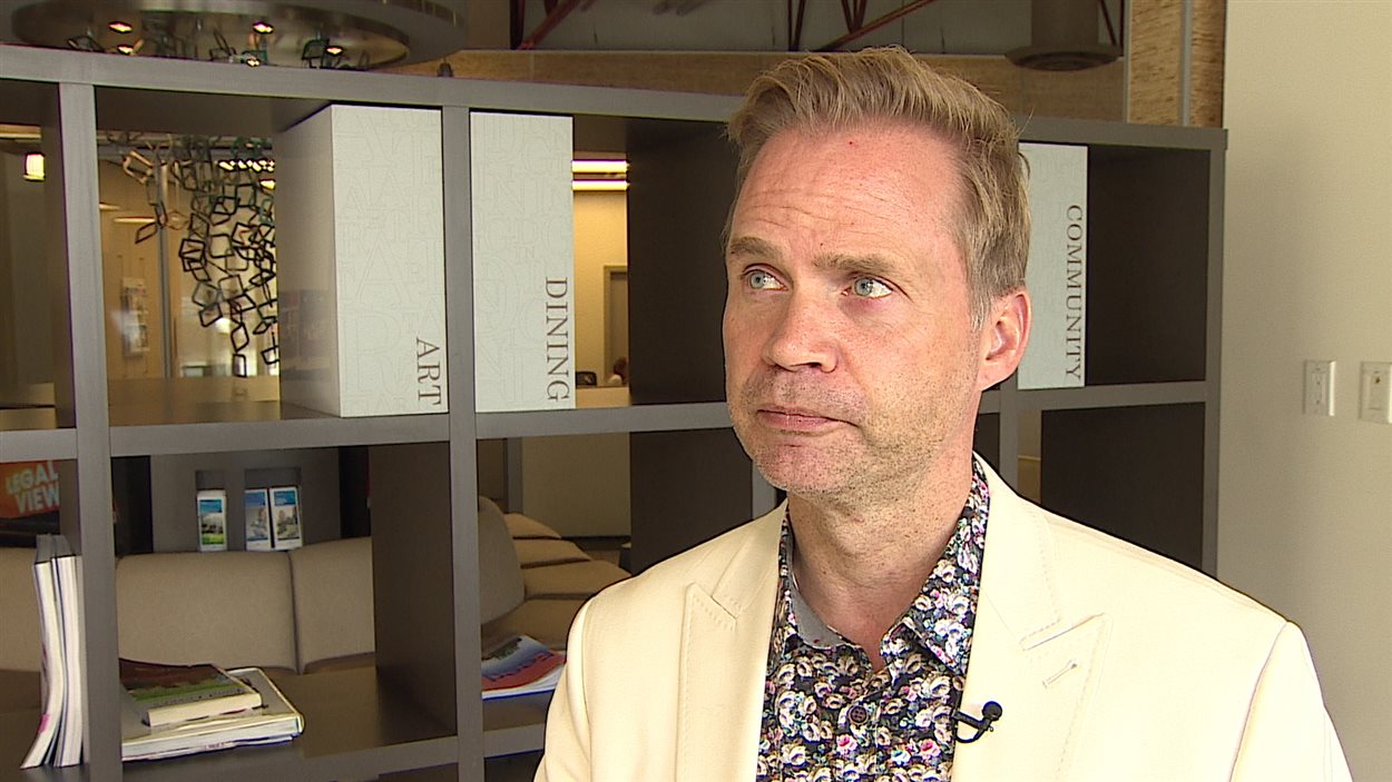 Économie albertaine : la croissance restera faible en 2015, prédit un ...