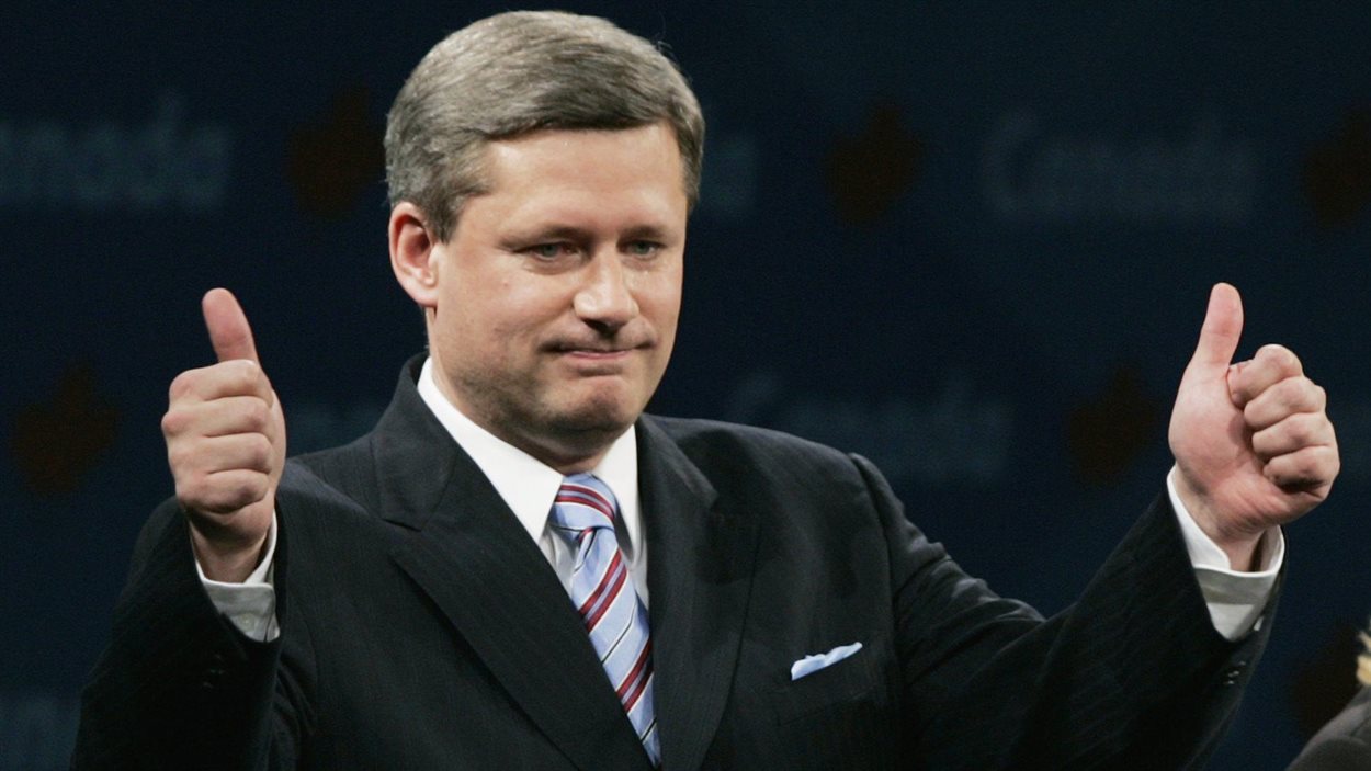 Stephen Harper met fin à sa vie de parlementaire | Radio-Canada