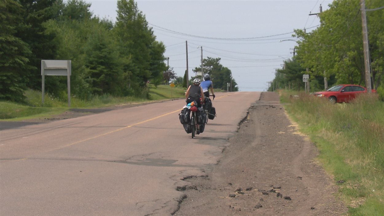 N.-B.: la route 134 est toujours dans un piteux état | Radio-Canada