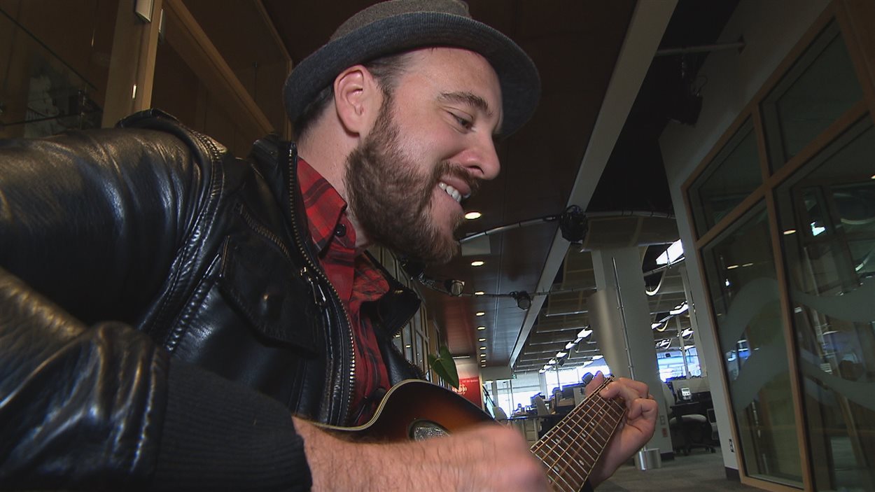 Jimmy Rouleau : un folk à saveur électronique | Radio-Canada