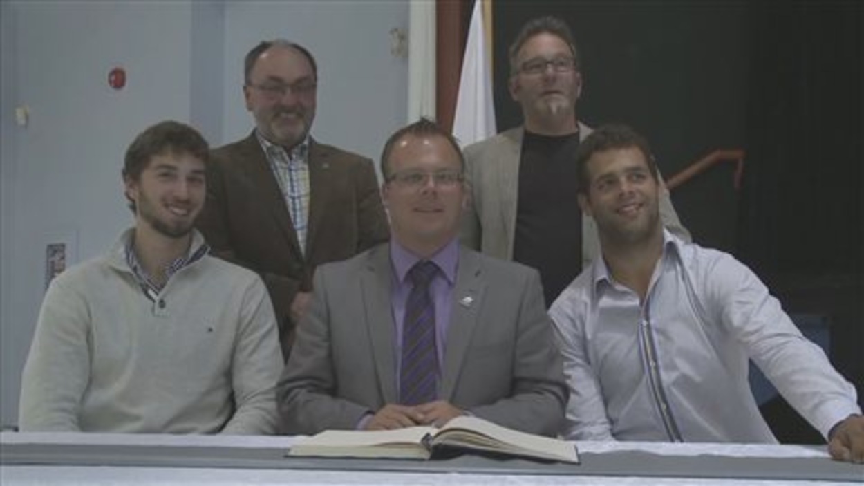 Alexis Loiseau et Vincent Arseneau honorés aux Îles-de-la-Madeleine ...