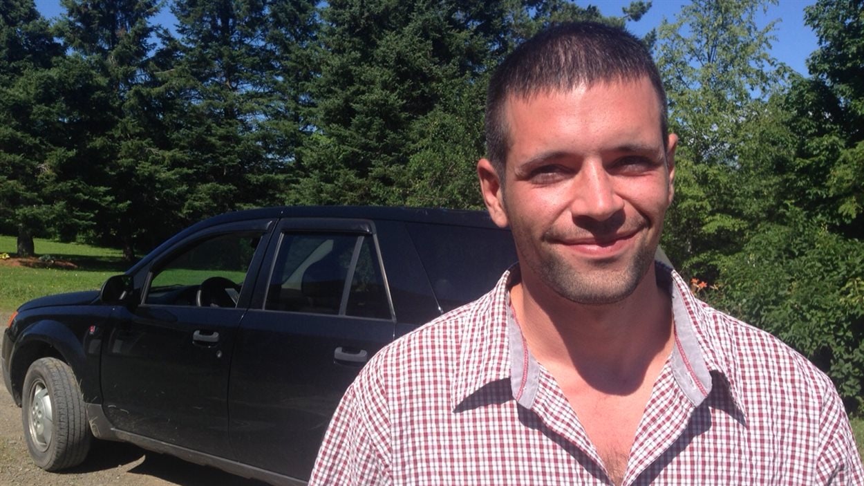 La chute du prix du pétrole, l'Acadie perd au change | Radio-Canada