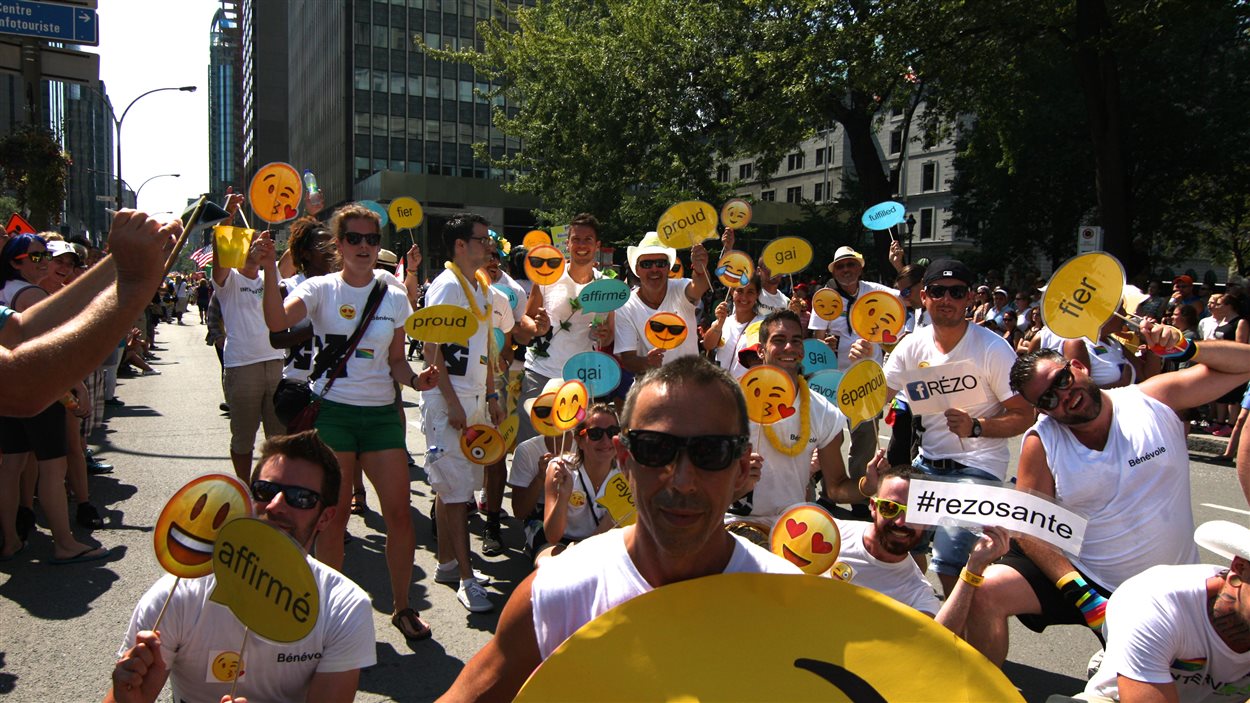 En images : le défilé de la Fierté à Montréal | Radio-Canada