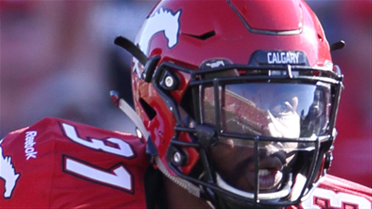 Jasper Simmons rebondit avec les Bombers | Radio-Canada
