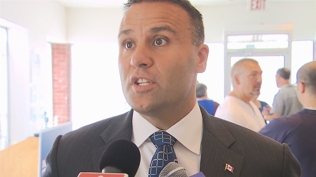 Le candidat défait Dominic Therrien explique la déroute conservatrice ...