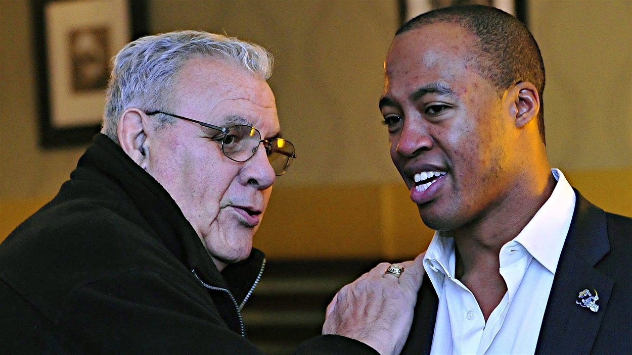 Mosca immortalisé par les Tiger-Cats | Radio-Canada