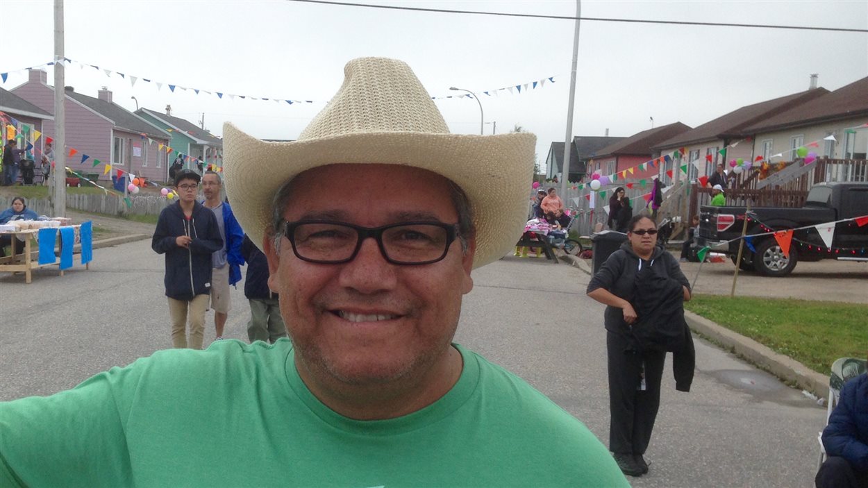 Une fête de quartier à Uashat pour célébrer la vie | Radio-Canada