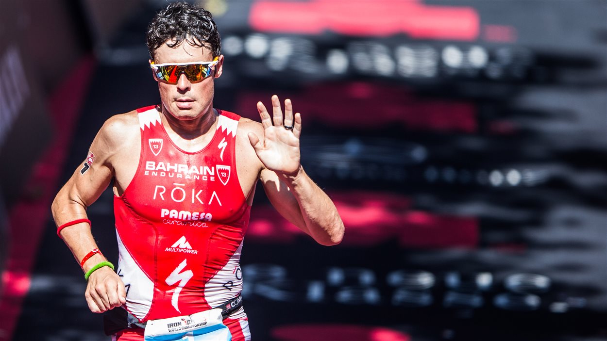 Javier Gomez sacré champion mondial | Radio-Canada