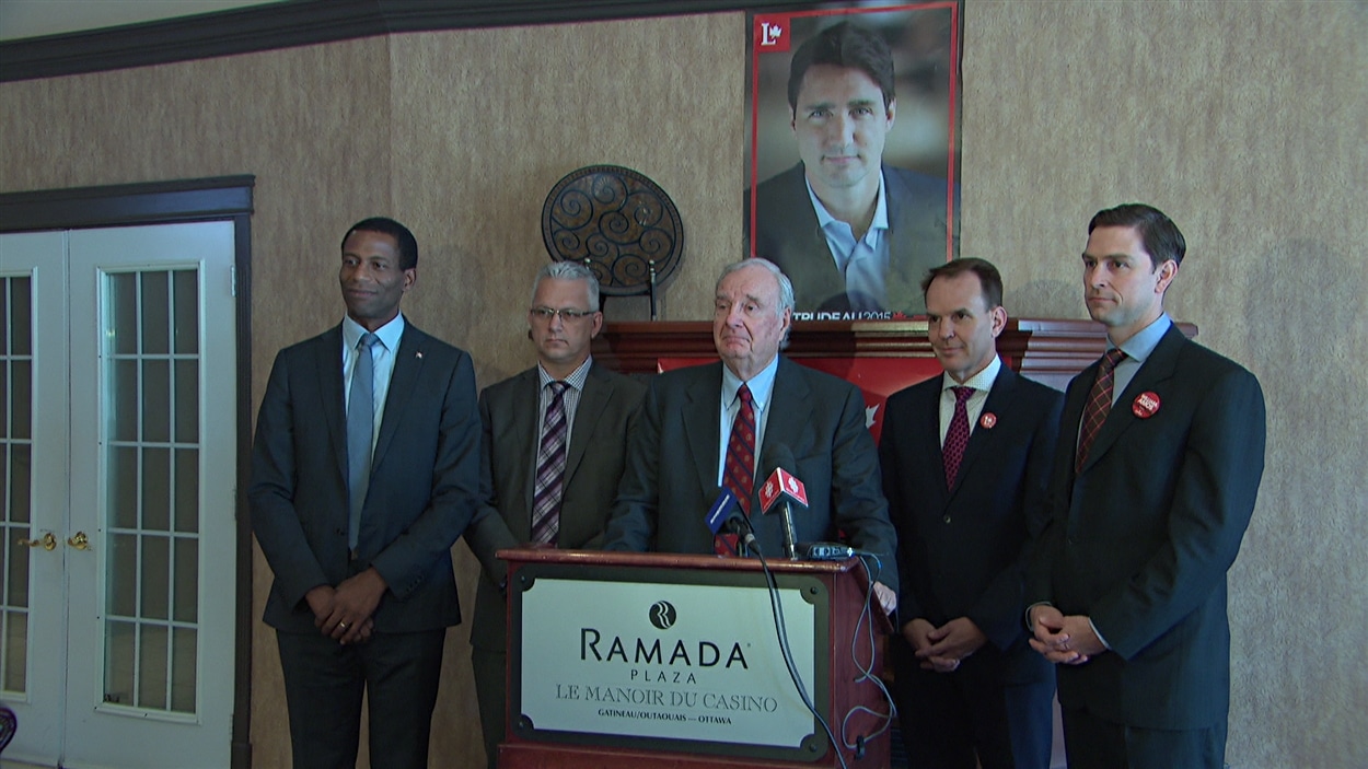 Martin défend le plan économique de Trudeau | Radio-Canada