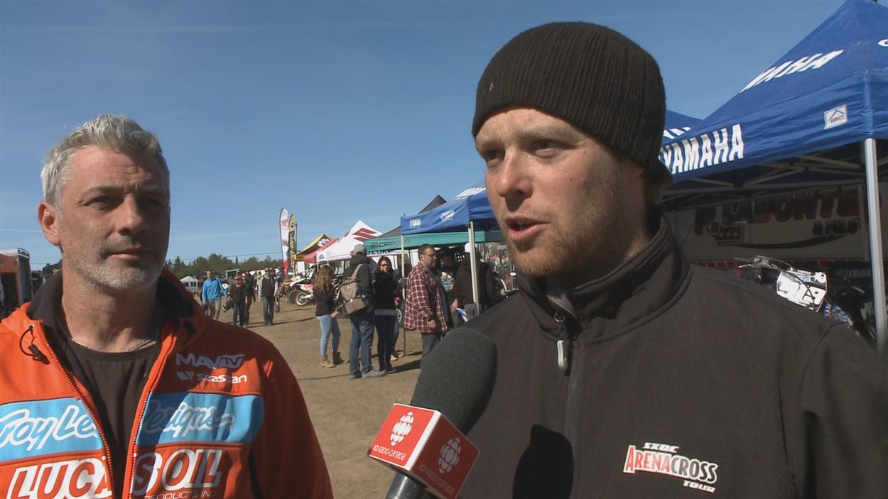 Le motocross effectue un retour à Rimouski | Radio-Canada