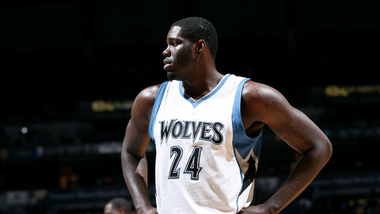 Anthony Bennett se joint aux Raptors de Toronto | Radio-Canada.ca