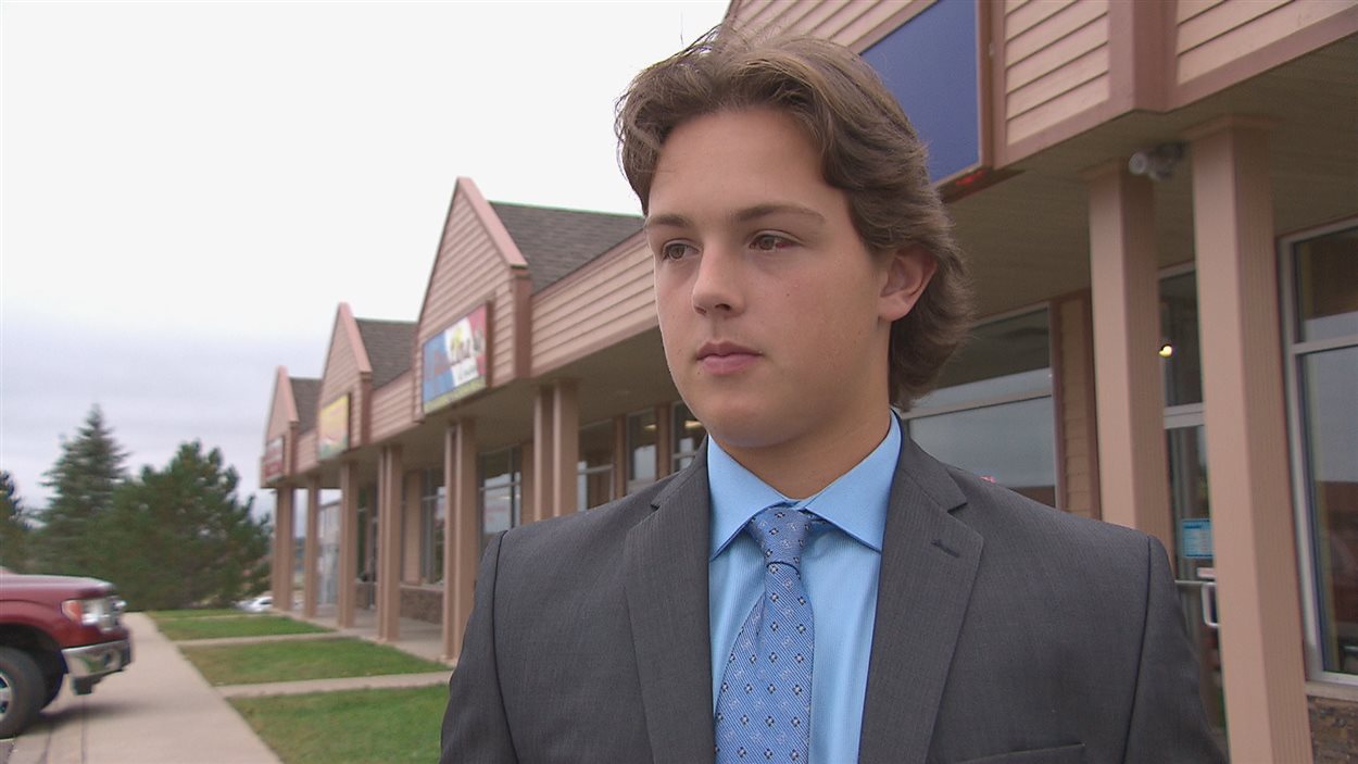 Mort d'une ado: les jeunes parlent ceinture de sécurité | Radio-Canada