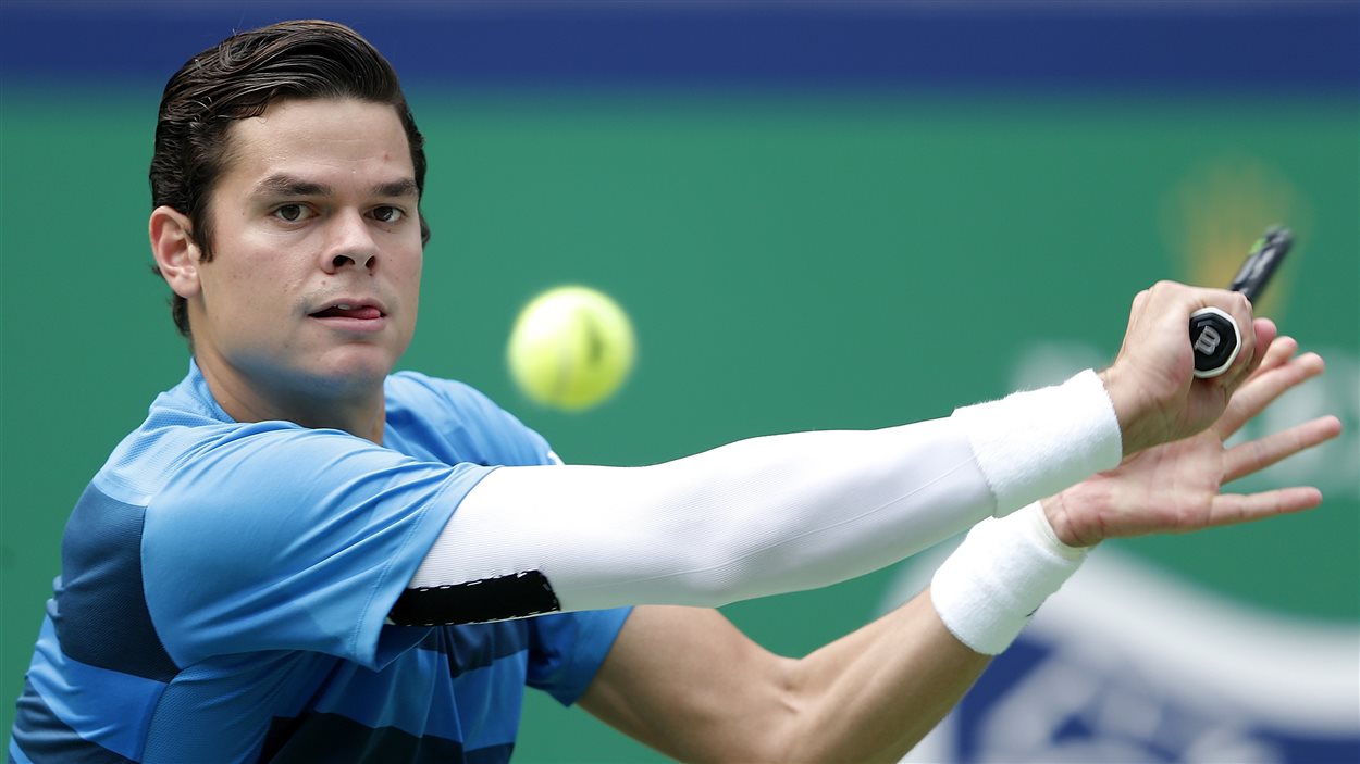 Raonic passe en demi-finales à Doha | Radio-Canada