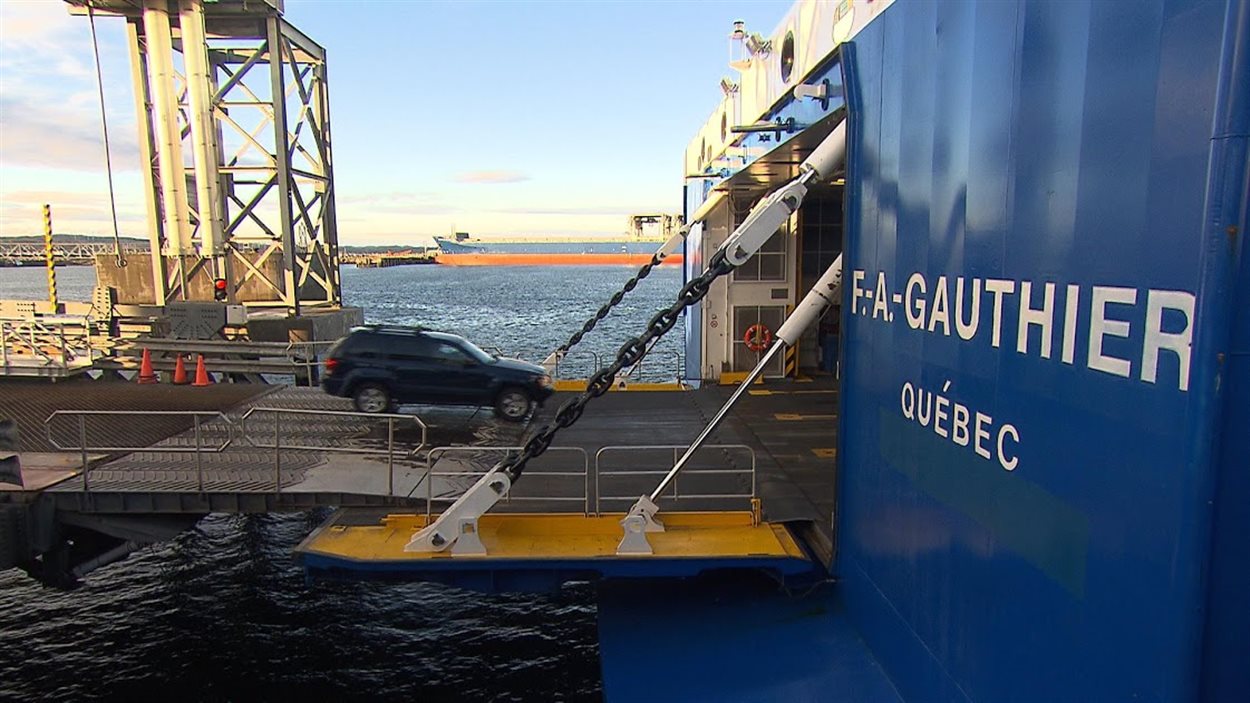 Des traversées gratuites pour les véhicules électriques | Radio-Canada