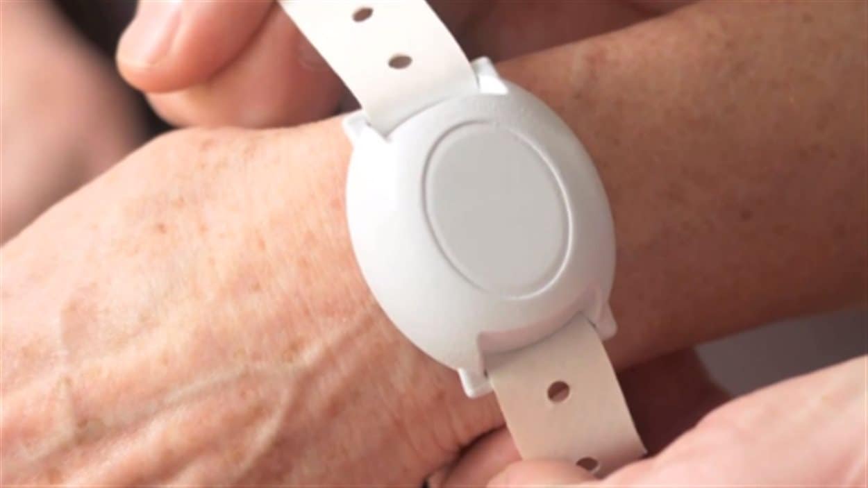 Le bracelet Lifesaver arrive à l'Î.-P.-É. | Radio-Canada
