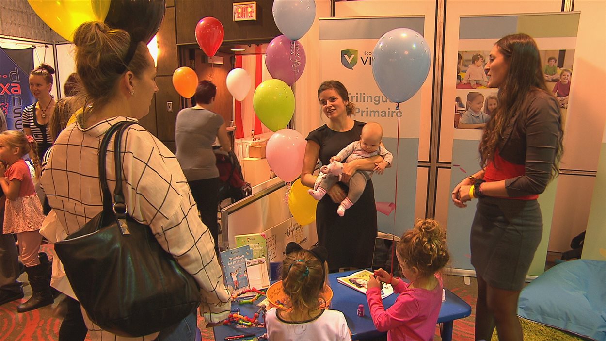 Le Salon parents aujourd'hui attire les familles | Radio-Canada