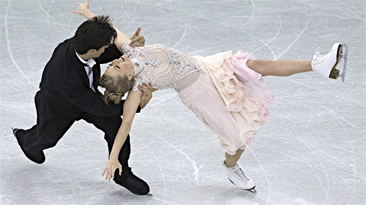 Weaver et Poje conquièrent Moscou | Radio-Canada