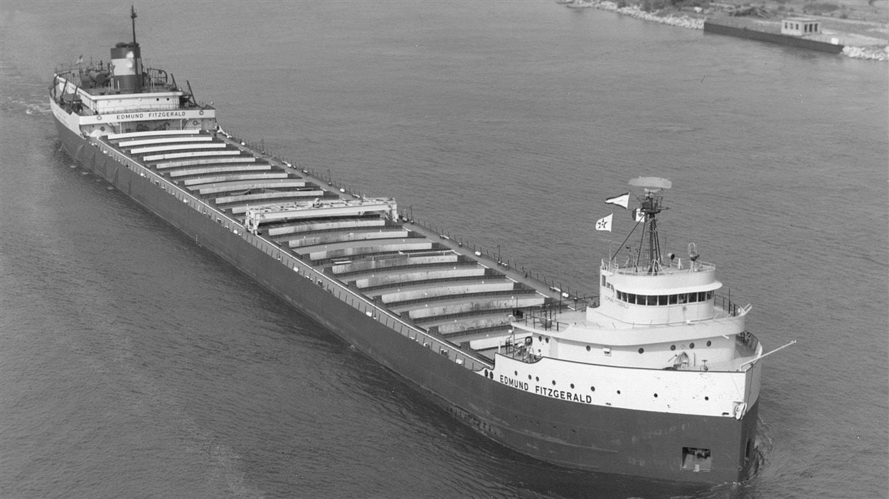 Le 10 novembre 1975, l’Edmund Fitzgerald coulait dans le lac Supérieur ...