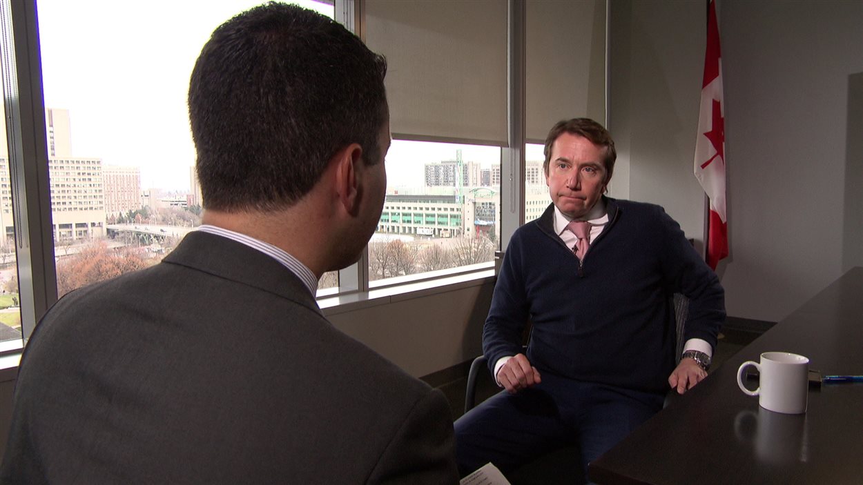 Scott Brison veut rétablir une culture de respect dans la fonction ...
