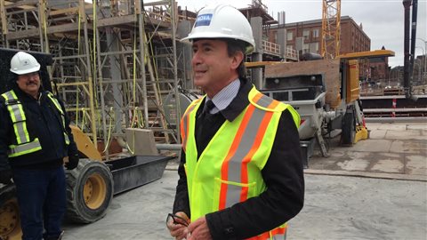 Un ancien magasin de Rona accueillera les dons pour les réfugiés ...