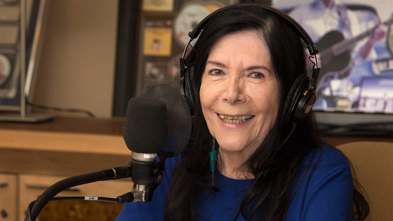 Minou Petrowski : l'amour un 1er janvier | OHdio | Radio-Canada