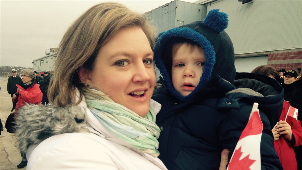 Le NCSM Windsor est de retour à Halifax | Radio-Canada