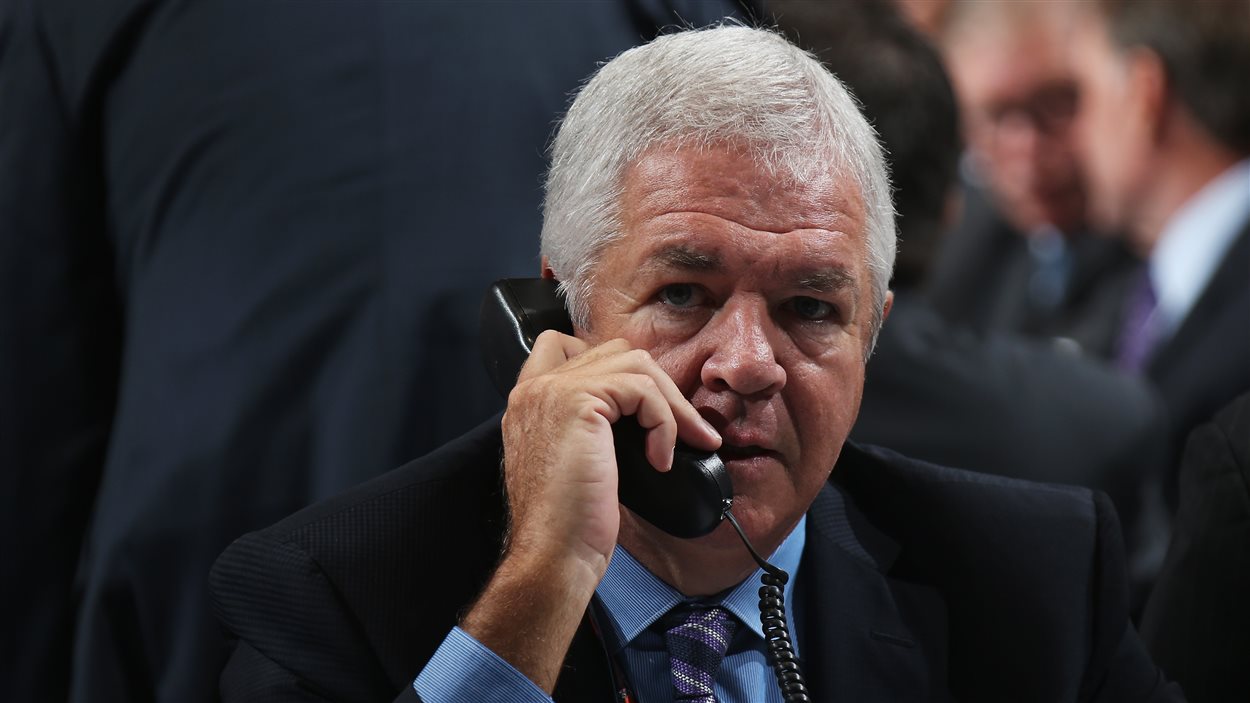 Dale Tallon avec les Panthers pour y rester | Radio-Canada
