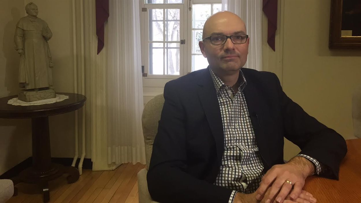 Un administrateur de la paroisse Sainte-Bernadette est accusé d'avoir ...