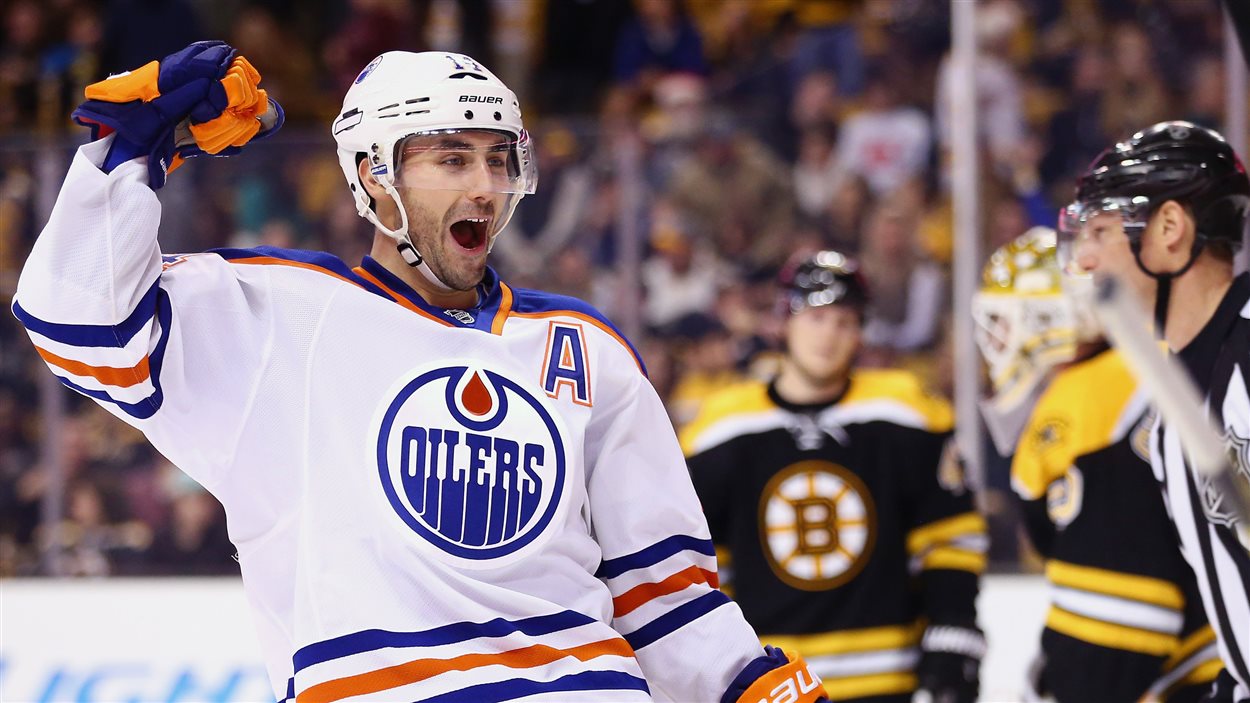 Les Oilers toujours en vie à la mi-saison | Radio-Canada