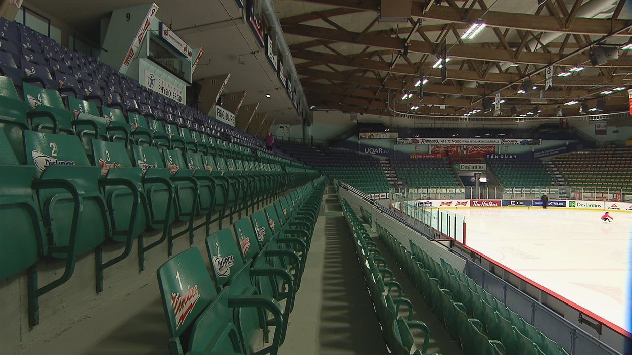 Colisée de Rimouski : le remplacement des bancs coûtera moins cher que ...
