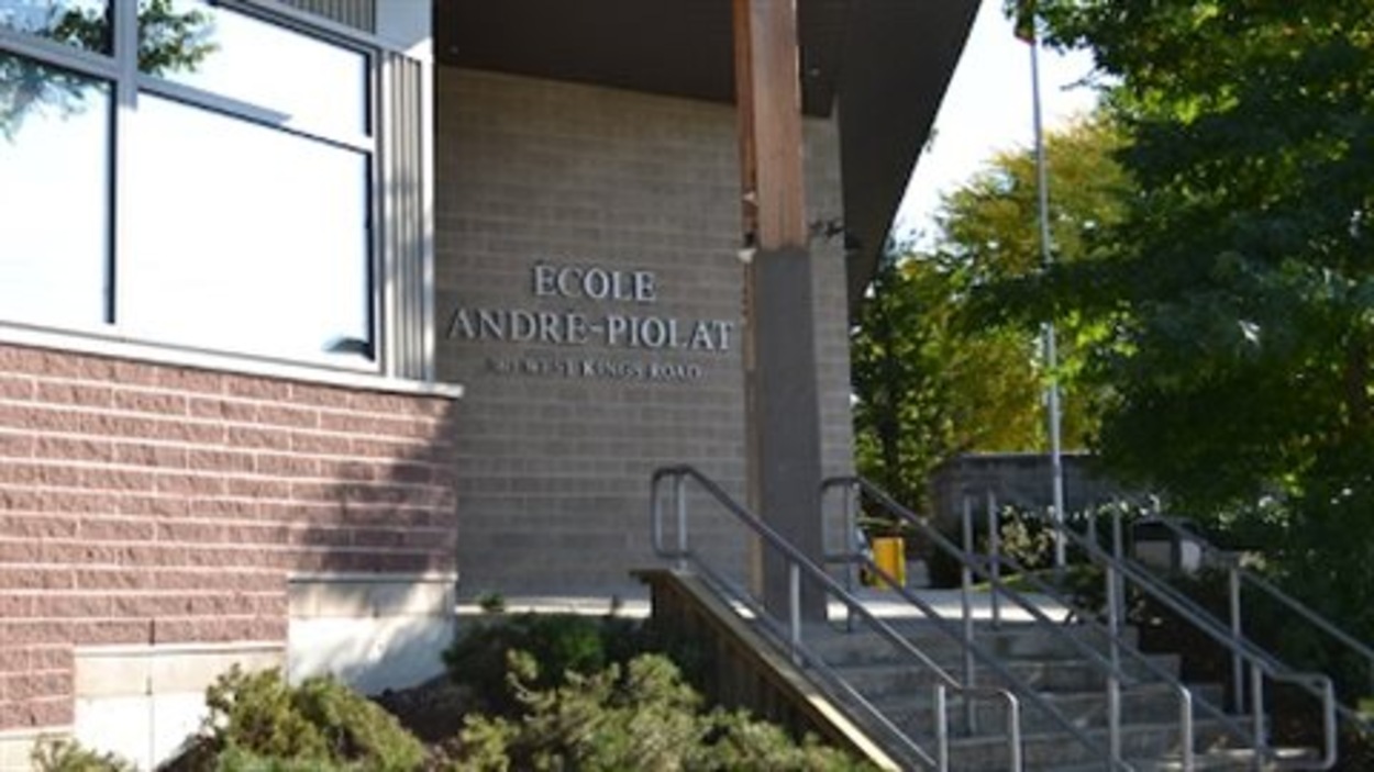 Retour du secondaire à André-Piolat : le CSF veut « exorciser le passé ...