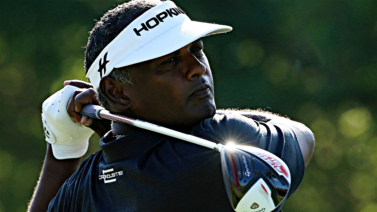 Vijay Singh parmi les comeneurs provisoires à Honolulu | Radio-Canada