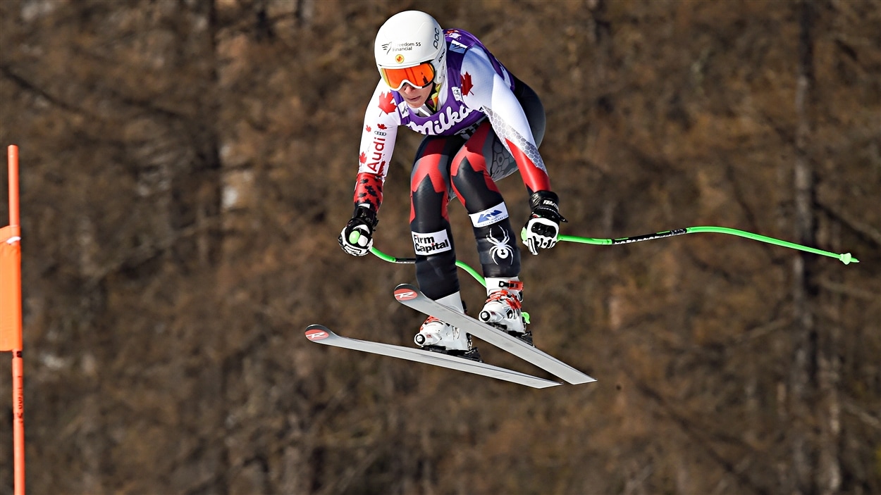 Yurkiw dans le top 10 à la Coupe du monde de La Thuile | Radio-Canada