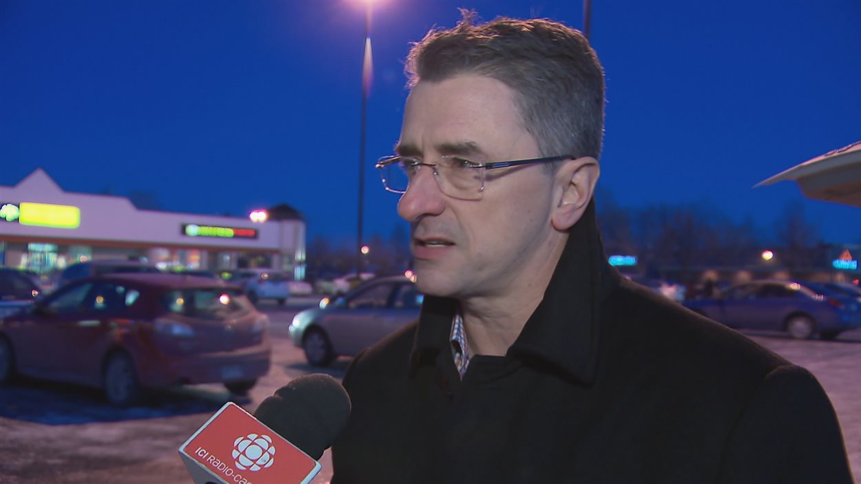 Incendie rue des Cyprès : une enquête publique réclamée | Radio-Canada