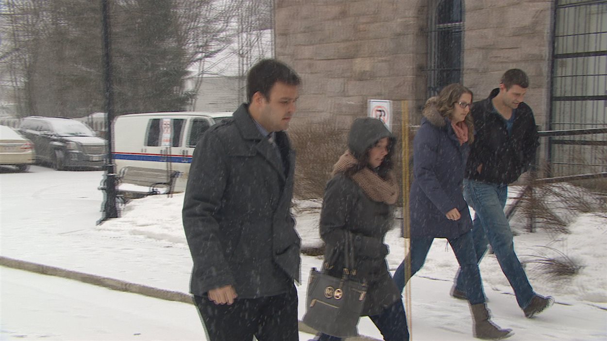 Mort de Michel Vienneau : les policiers accusés choisissent un procès ...