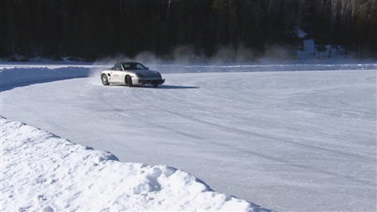 Les cours de conduite hivernale devraient-ils être obligatoires au ...