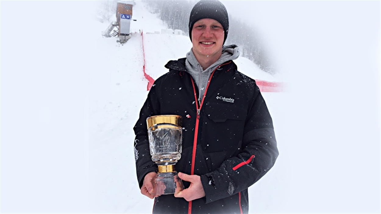 Lewis Irving nommé recrue de l'année de la FIS | Radio-Canada