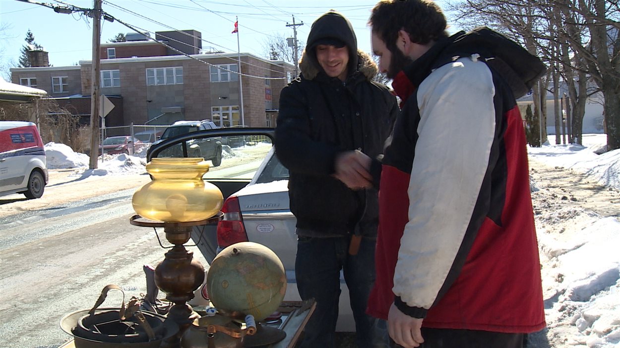 Un commerce de Bathurst offre un rabais pour appuyer l'achat local ...