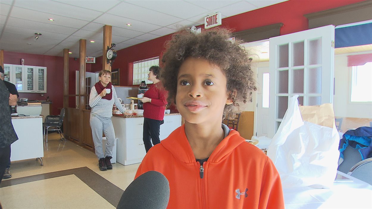 Un garçon lance une tartinade pour sauver les forêts indonésiennes ...